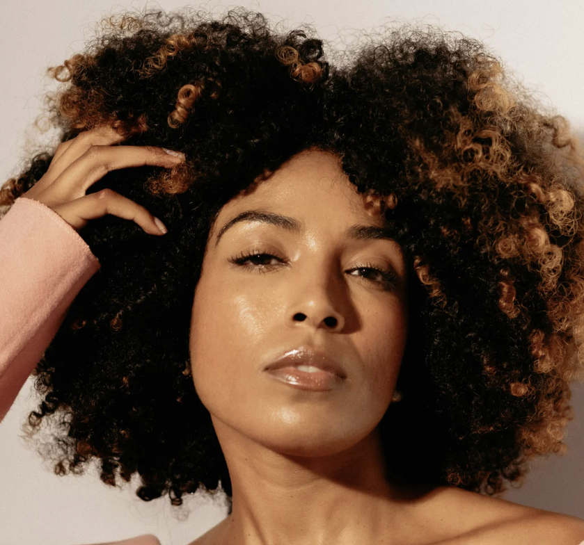 7 Easy Ways to Keep Your Natural Curls Poppin’ Every Day - Hype Hair